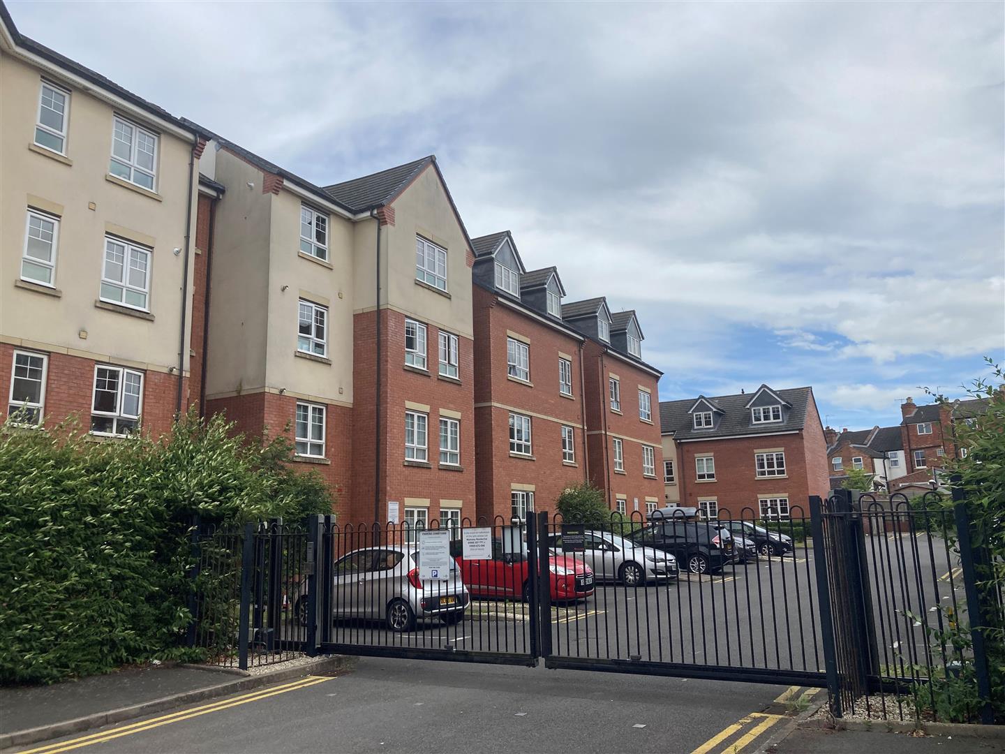 Wallwin Place, Warwick - Hawkesford